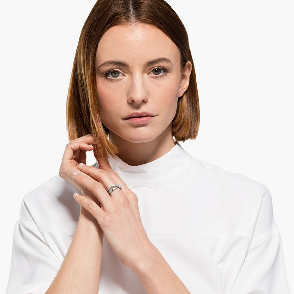 Swarovski Twist ring White, Rhodium plated | Ole Aas