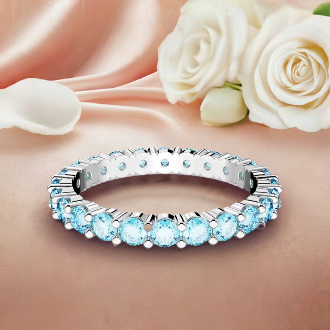 Swarovski Matrix ring Round cut, Blue, Rhodium plated | Ole Aas