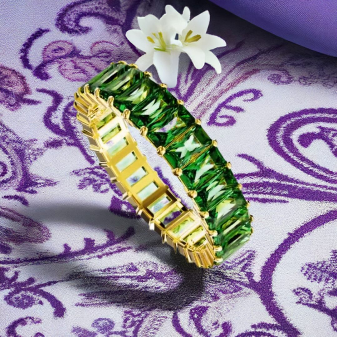 Swarovski Matrix ring Baguette cut, Green, Gold-tone plated| Ole Aas