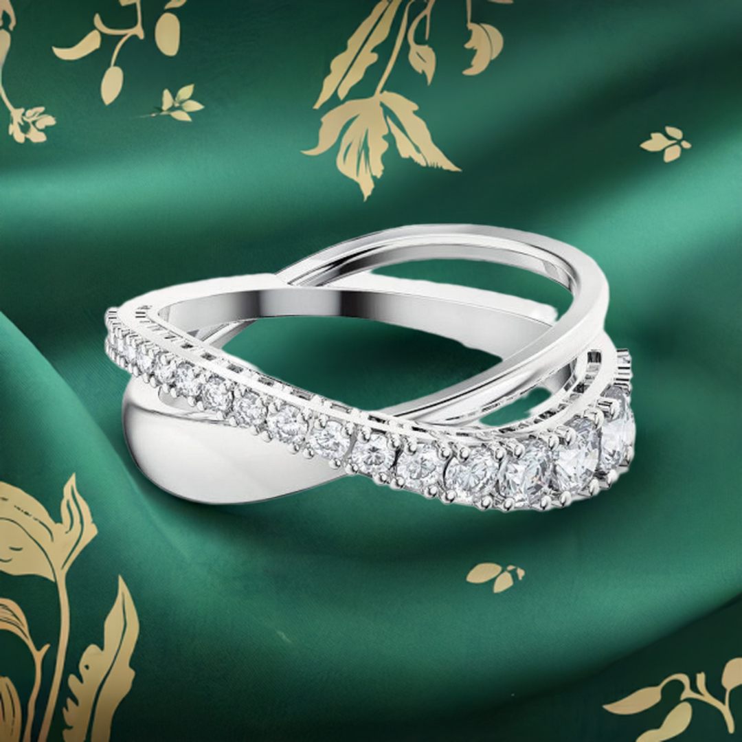 Swarovski Twist ring White, Rhodium plated | Ole Aas